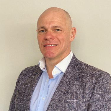 Real Estate Agent Matthew Lowe | JamesEdition