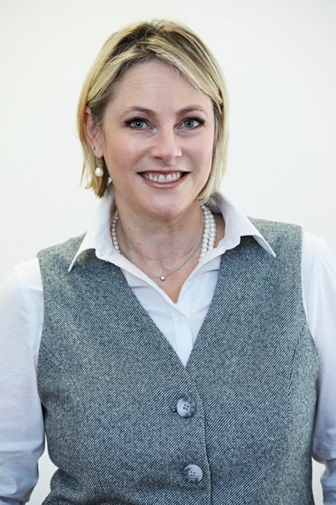 Real Estate Agent Helga Agnew | JamesEdition