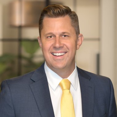 Real Estate Agent Johnny Sinclair | JamesEdition