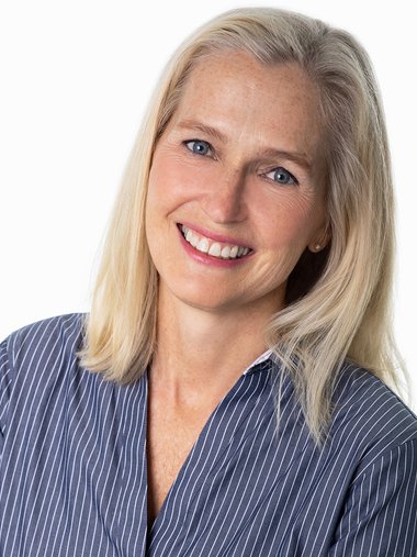 Real Estate Agent Nancy H. Tela | JamesEdition