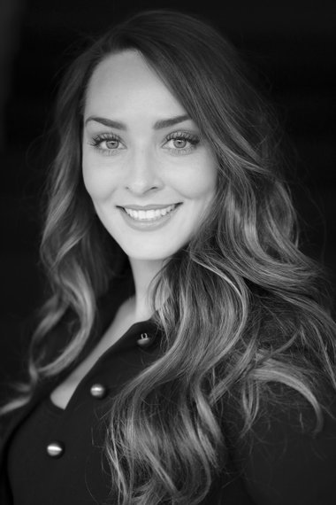 Real Estate Agent Jennifer Cooney | JamesEdition