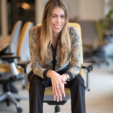 Real Estate Agent Laura Robayna | JamesEdition