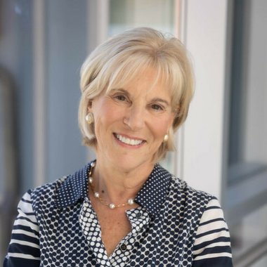Real Estate Agent Trish Clark | JamesEdition