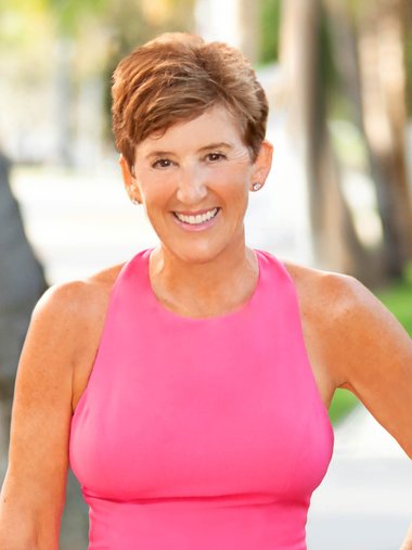 Real Estate Agent Esther Levin-Morrison | JamesEdition