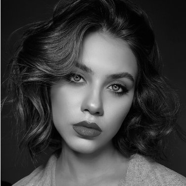 Real Estate Agent Daniel Akopian | JamesEdition