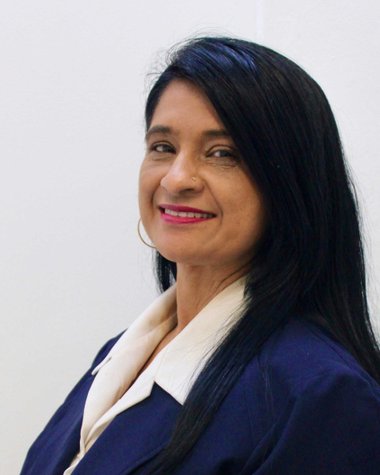 Real Estate Agent Surita Singh | JamesEdition