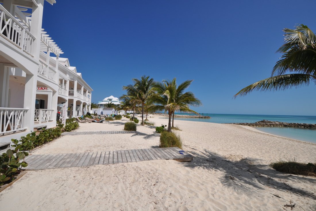 Beachfront Starfish Isle, Palm Cay In Nassau, New Providence, The Bahamas For Sale (1346420)