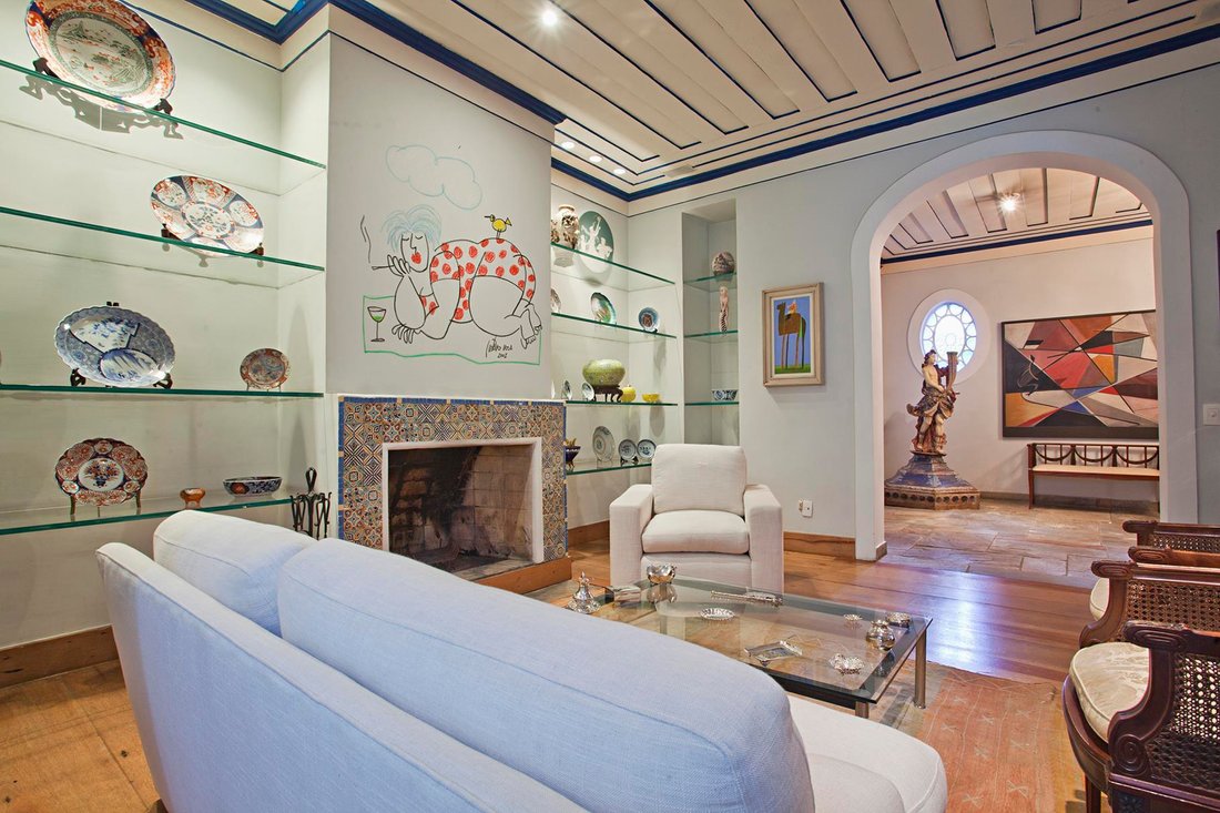 Amazing Colonial House By Adolpho Lindenberg In São Paulo, Brazil For ...