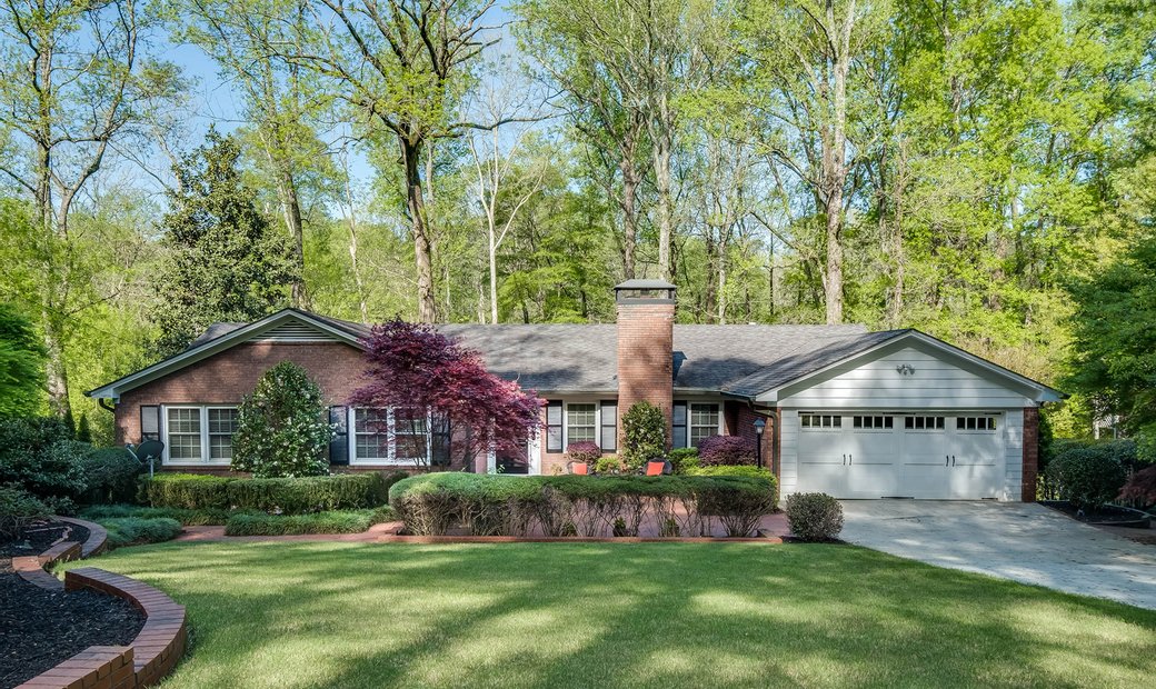 Charming North Buckhead Ranch In Atlanta, Georgia, United States For ...