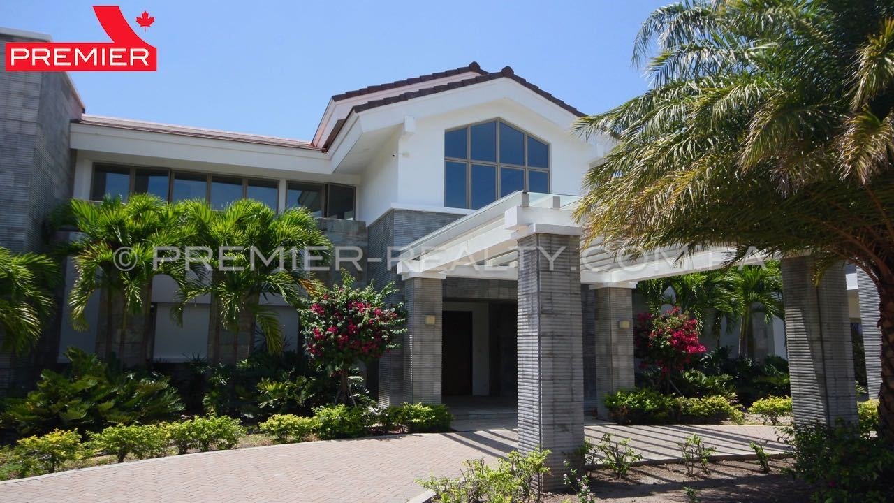 Luxury Mountain Villa With Swimming Pool In Panamá Oeste, Coclé ...