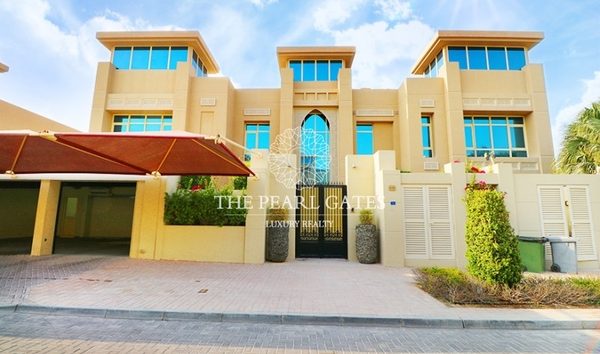 Villa | Qatar | Luxury Villas for sale in Qatar | JamesEdition