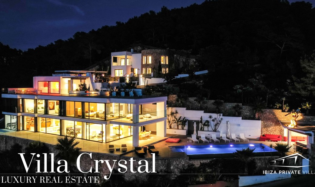 Villa Crystal : Découvrez Le Luxe Sous Dans Puig Manyà, îles Baléares ...