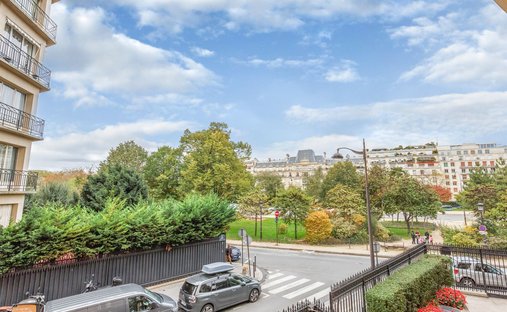 Luxury homes for sale in Paris, France | JamesEdition