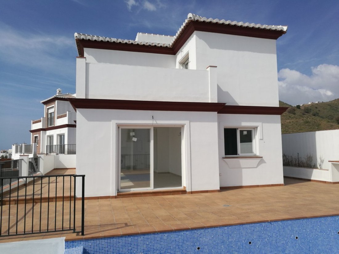 Torrox Costa Villa In Torrox, Andalusia, Spain For Sale (10812640)