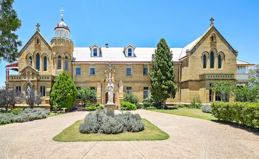 Luxury castles for sale in Australia | JamesEdition