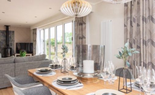 Luxury villas for sale in United Kingdom | JamesEdition