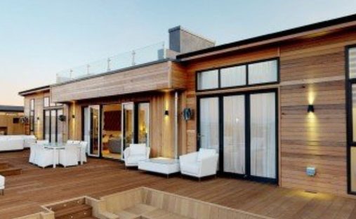 Luxury villas for sale in United Kingdom | JamesEdition