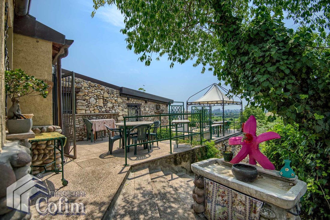 Villa With Pool For Sale In Parona, Verona In Veneto, Italy For Sale ...