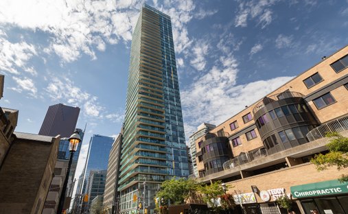 Luxury homes for sale in Toronto, Canada | JamesEdition