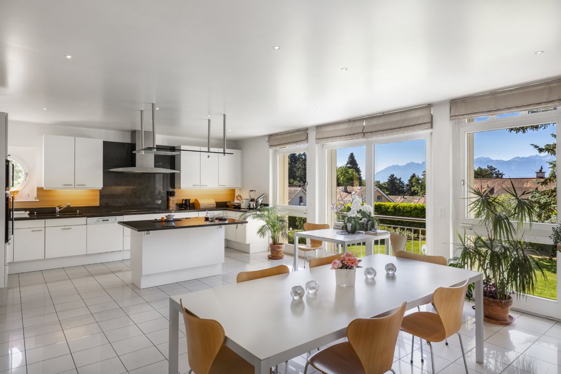 1009 Pully, Réf 14993 In Pully, Vaud, Switzerland For Sale (10994337)