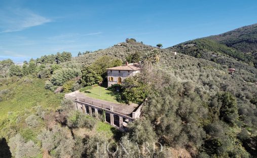 Luxury homes for sale in Capannori, Tuscany, Italy | JamesEdition