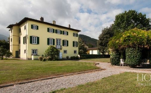 Luxury homes for sale in Capannori, Tuscany, Italy | JamesEdition