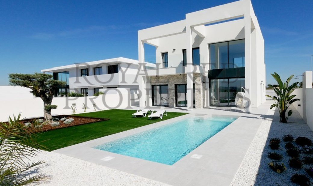 Unique Villa Next To The Golf Course In Rojales, Valencian Community ...
