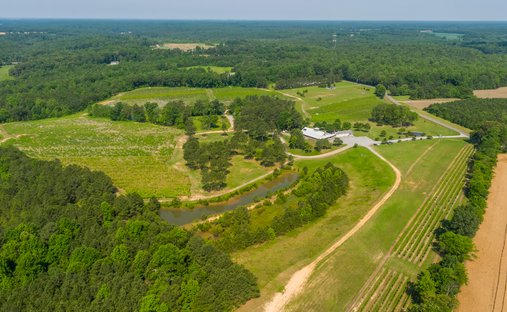 Luxury homes for sale in Virginia, United States | JamesEdition