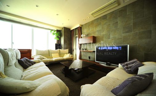 Luxury condos for sale in Japan | JamesEdition