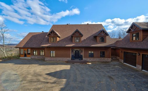 Luxury homes for sale in Quebec, Canada | JamesEdition