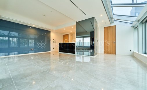 Luxury condos for sale in Japan | JamesEdition