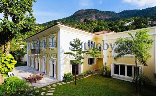 Luxury homes for sale in Brazil | JamesEdition