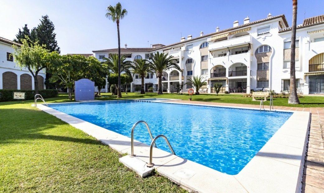 Fuengirola Villa In Fuengirola, Andalusia, Spain For Sale (10807151)