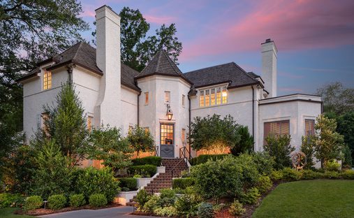 Luxury homes for sale in Charlotte, North Carolina | JamesEdition