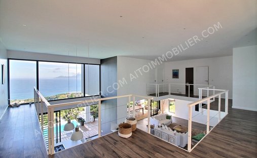 Luxury homes for sale in French Polynesia | JamesEdition