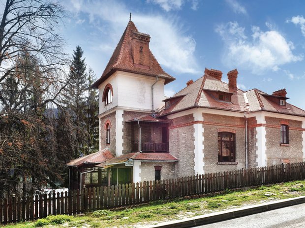 Luxury homes for sale in Bușteni, Prahova, Romania | JamesEdition