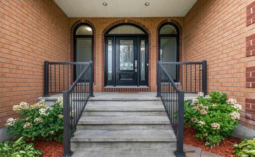 Luxury homes for sale in Ottawa, Ontario, Canada | JamesEdition