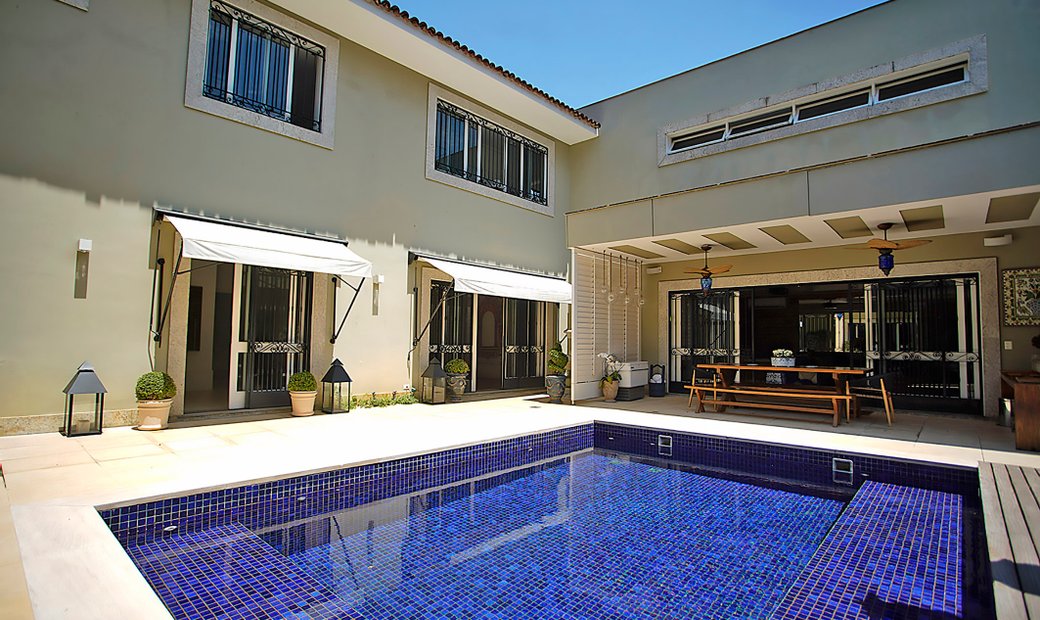 Comtemporary House In Coveted Gated In State Of Rio De Janeiro, Brazil ...