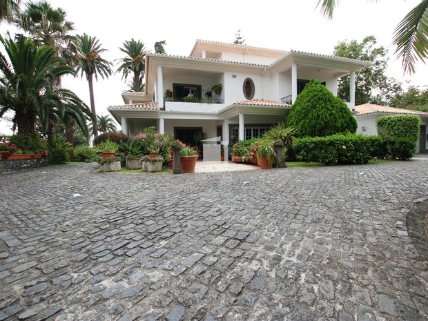 Luxury homes for sale in Funchal, Madeira, Portugal | JamesEdition