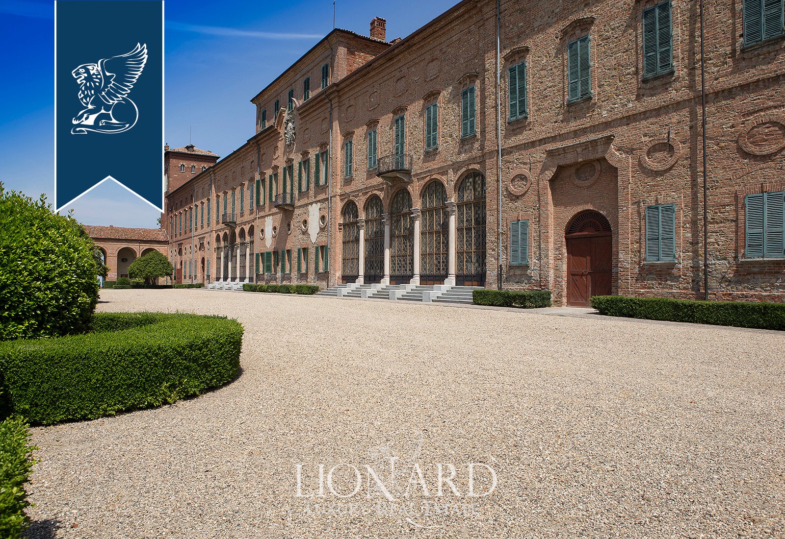 Prestigious Castle For Sale In Milan In Montalto Pavese, Lombardy ...