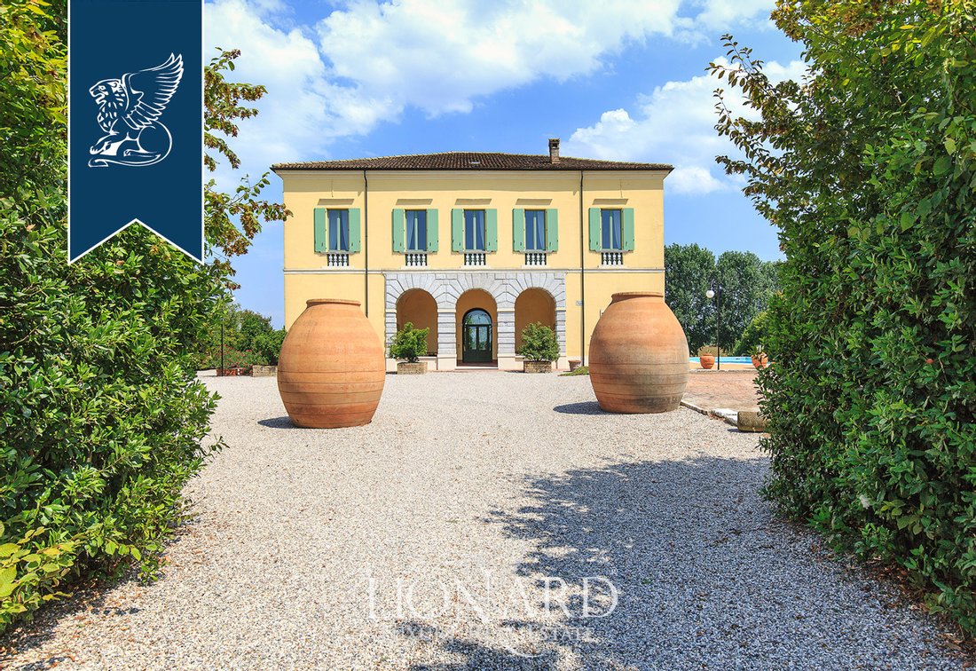 Enchanting Historical Estate At The Outskirts Of In Goito, Lombardy ...