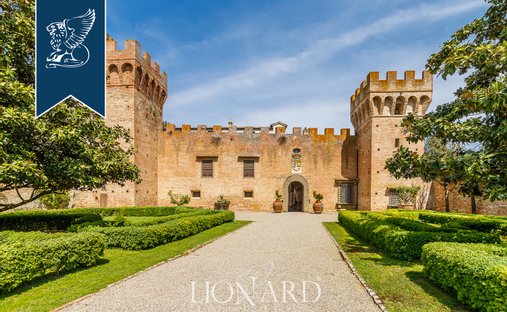 Luxury castles for sale in Tuscany, Italy | JamesEdition
