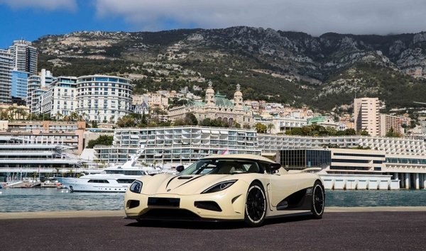 Conicet Agera : Koenigsegg One 1 Wikipedia La Enciclopedia Libre / It ...