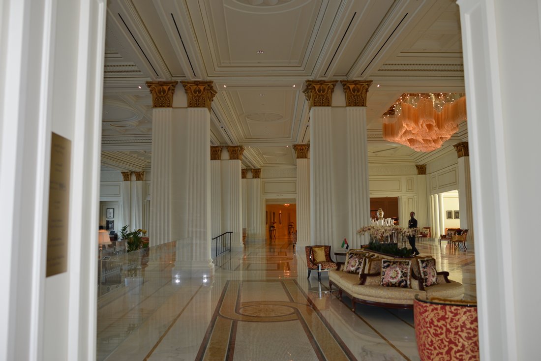 Palazzo Versace Stunning Apartment I In Dubai, Dubai, United Arab ...