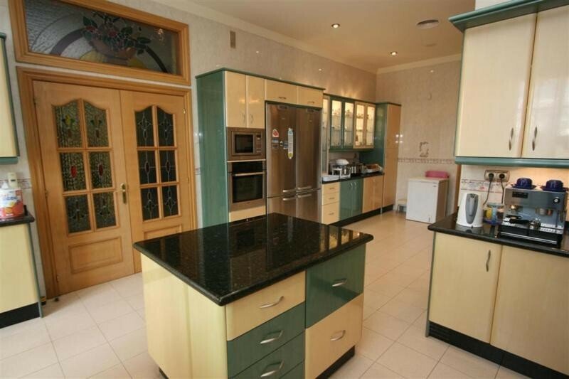 Villa For Sale In Torrequebrada, Málaga In Benalmadena, Andalusia ...