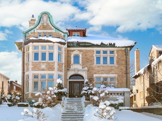 Luxury homes for sale in Outremont, Quebec, Canada | JamesEdition