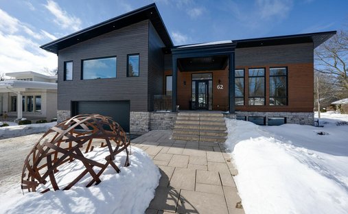 Luxury homes for sale in Barrie, Ontario, Canada | JamesEdition