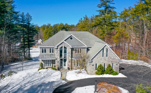 Luxury waterfront homes for sale in New Hampshire, United States ...
