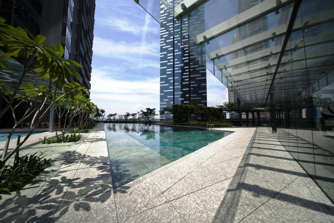 Marina Bay Suites In Singapore For Sale (10452440)