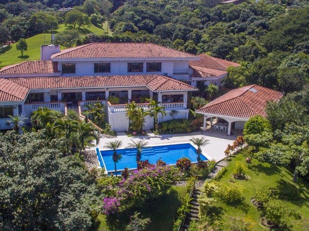 Maisons de luxe à vendre à Piedades, San José, Costa Rica | JamesEdition